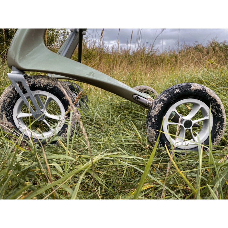 Déambulateur 4 roues Carbon Overland - Léger l SENEA